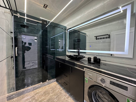Продаю 3х ком.Люкс.кв. новостройка 82м² 3-этаж с лифтом ул.М.Улугбек