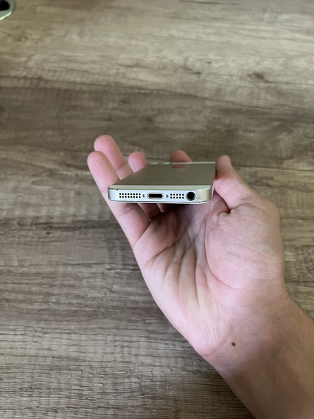 Iphone 5 продается