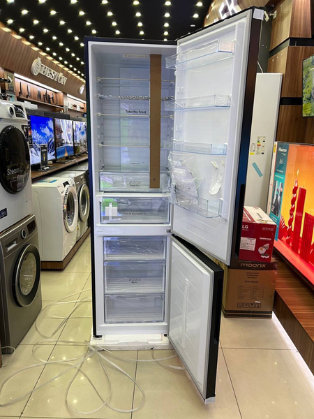 Холодильники широкий ассортимент С Горантиями Доставка бесплатно