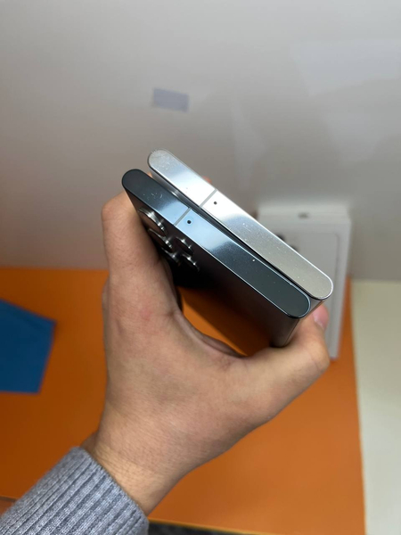 Samsung galaxy s22 ultra 12gb 256gb  Dous