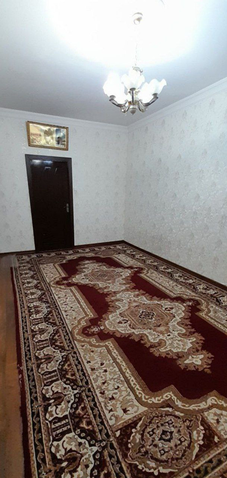 На 21 квартале Чиланзарского района продается квартира. 3/4/4