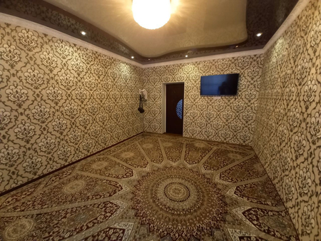 Продается квартира расположен в центре города Нукуса,имеються все необ
