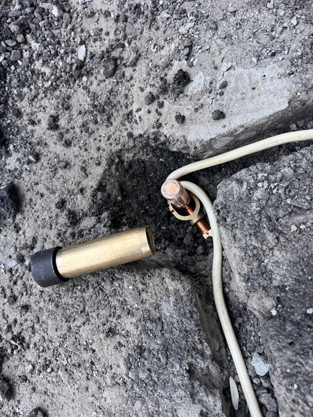 Elektrik xizmatlar 220v 380v  ish sifatiga garyanya beramiz