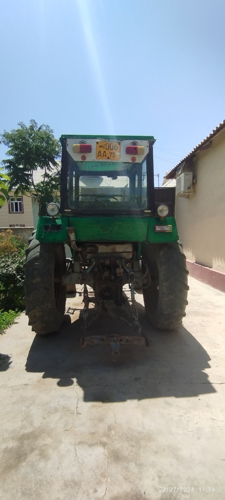 TTZ80 traktor...