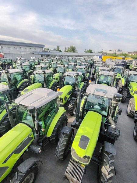 Traktor Zoomlion RS2004