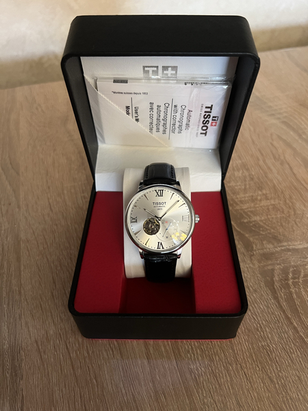 Наручные часы tissot