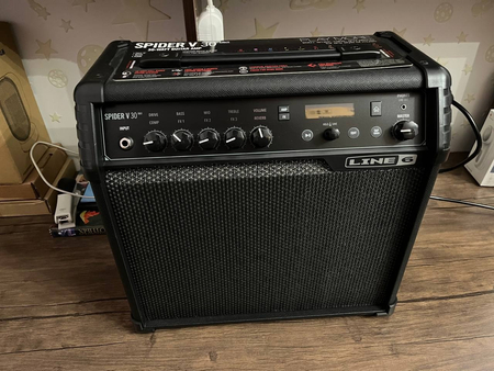 Электрогитара YAMAHA RGX220dz DMG и Гитарный комбоусилитель Line 6 V30