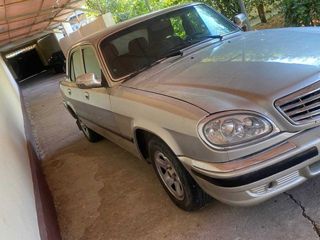 volga 31105 sotiladi yaxshi xolatda