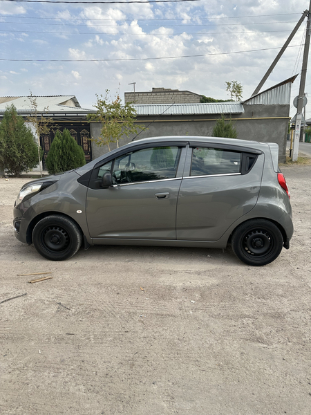 Продается Свой Chevrolet Spark 1.25 / 2016г