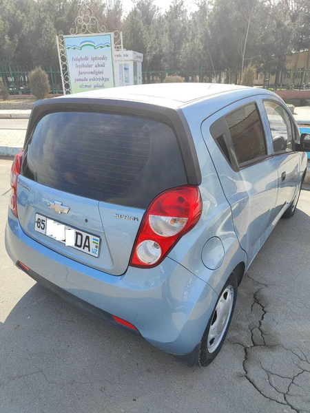 Spark sotiladi holati a`lo. Kraskasi yoq. 59 000 km.
