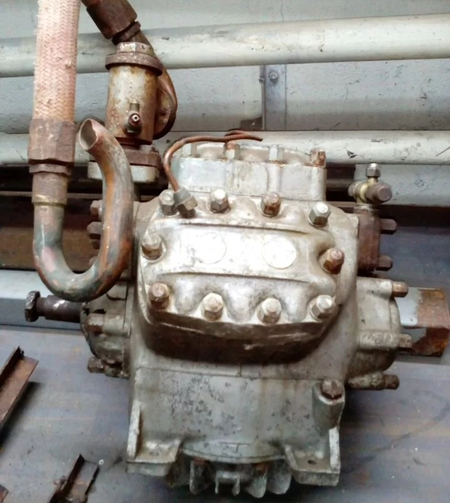 Firyonoviy kompressor sotiladi