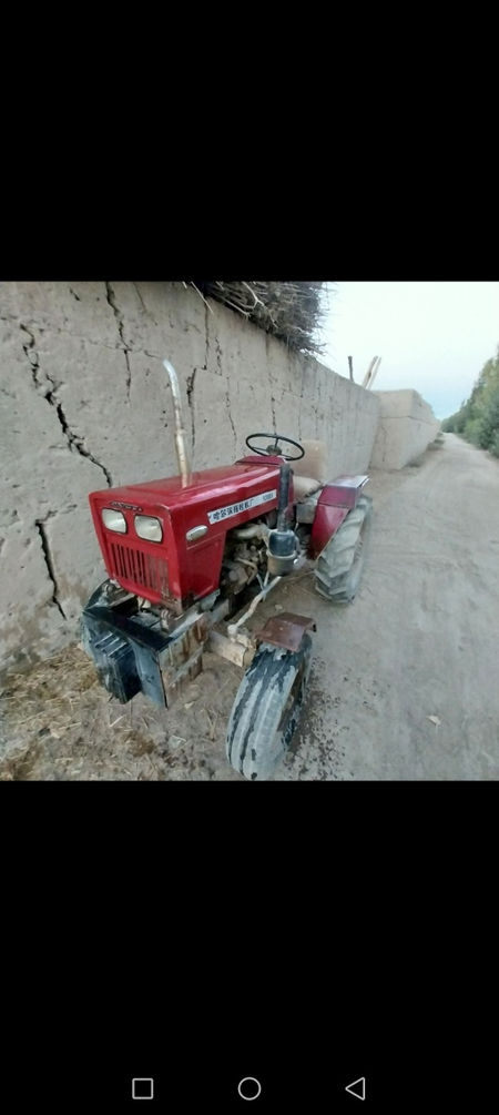 Mini traktor barcha jixozlari bilan