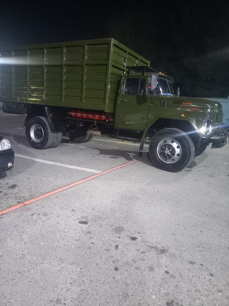 Zil 131 sotiladi