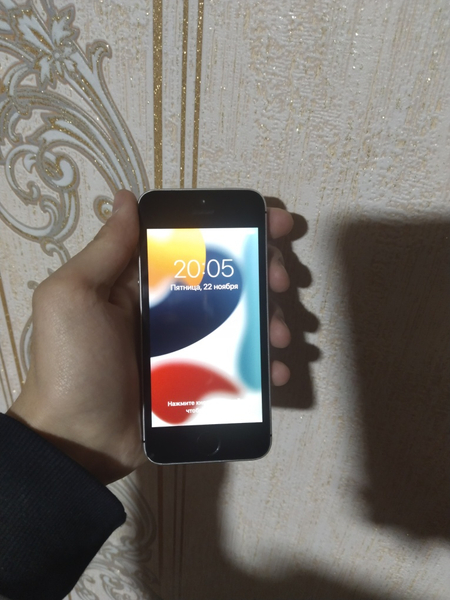 iPhone 5 SE 16 tali