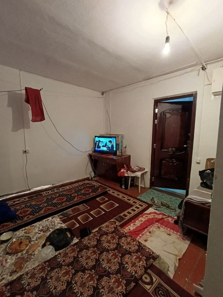 Продам 1 ком квартиру в бывшем общежитии