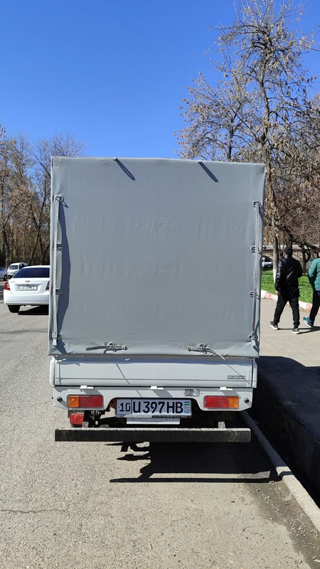 Грузавой автомобиль LABO