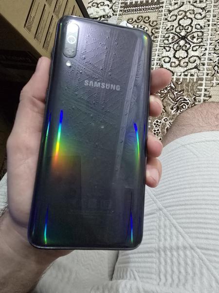 Samsung A70 (экран сломан)