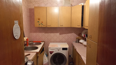 Чиланзар 8, 2/2/4 балкон 2х6, состояние среднее чистая, 52м2