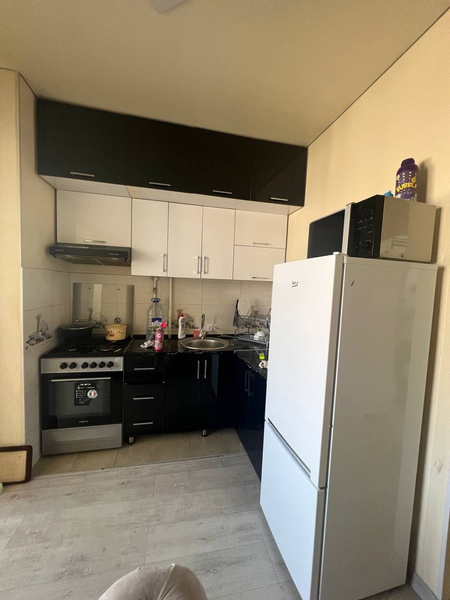 Продаю квартиру в Мирзо улугбеском районе, Карасу-6