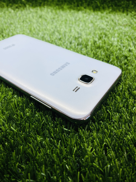 Samsung galaxy J7