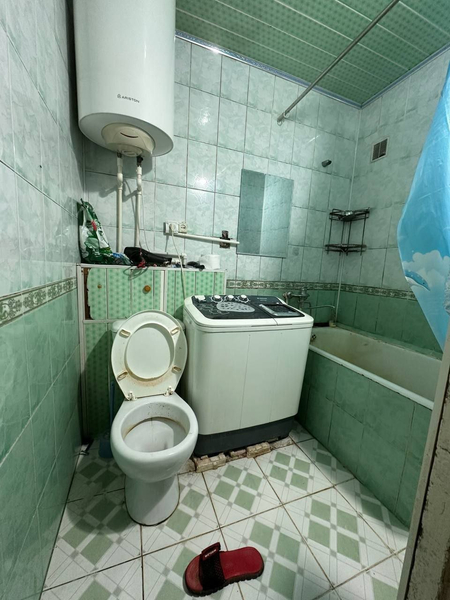 Продается 2х комнатная квартира в районе микроройона