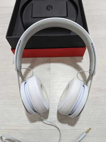 Sony студийные наушник 
Наушники MDR-1AM2