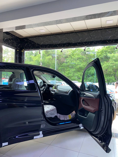 BMW ix3 full 2024
