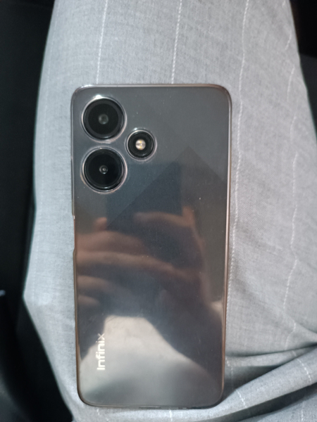 Infinix HOT 30i с гарантией