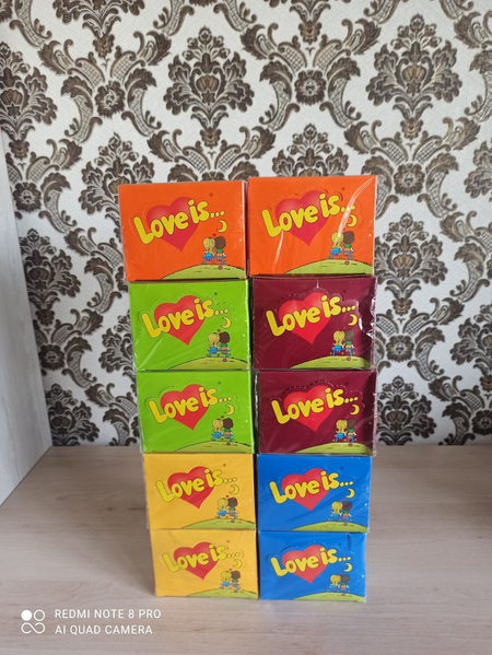 Love is- жвачки от знаменитого бренда