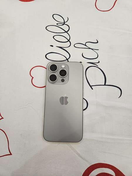 Iphone 15 pro apple