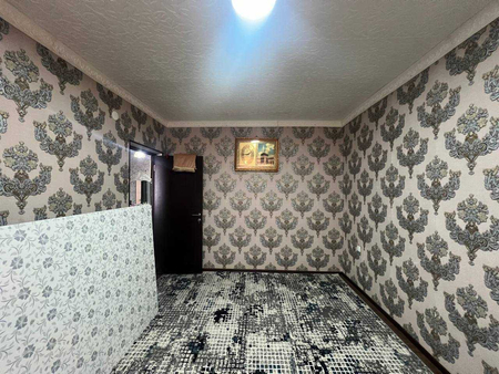 Эълон№4072   3  хонали янги қурилган.