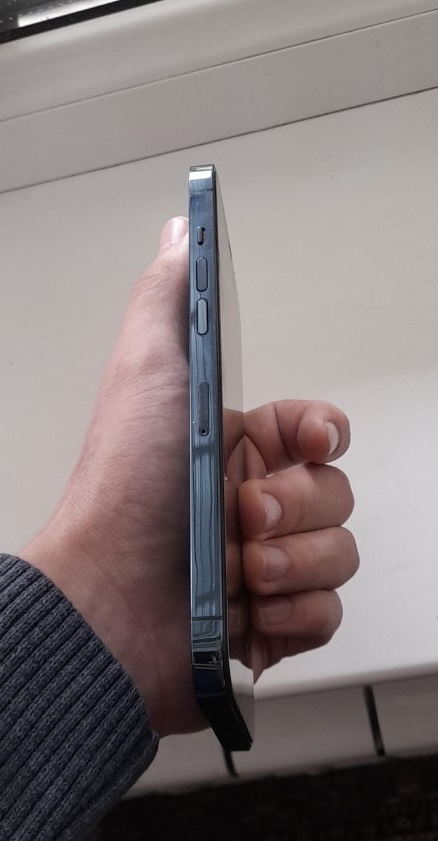 iPhone 12 64GB kh/a