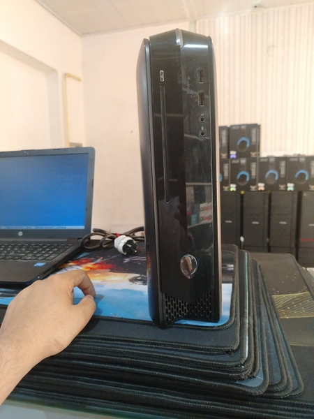 Dell Mini kompyuter yaxshi holatda