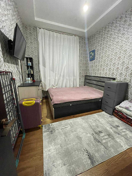 Срочно продается квартира в махале  Авайхон