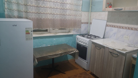 2 2xonali uy sotiladi 2 xona qilingan