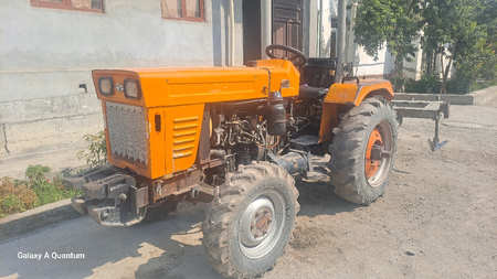 Chimgan 304 traktor
