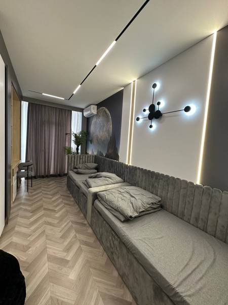 Срочно продается картира в NRG МИРЗО УЛУГБЕК   160м2