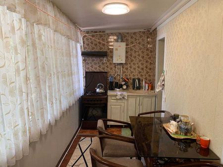 Продаётся квартира под бизнес вдоль дороги