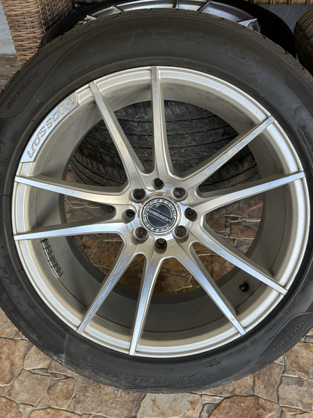 Продается диски VOSSEN 17* универсальные