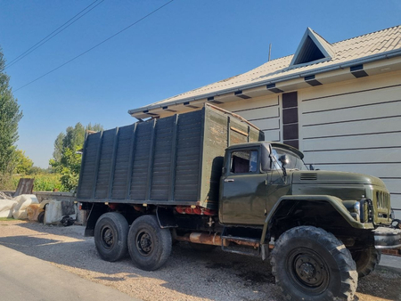 Zil sotiladi bartavoy.kelishamiza