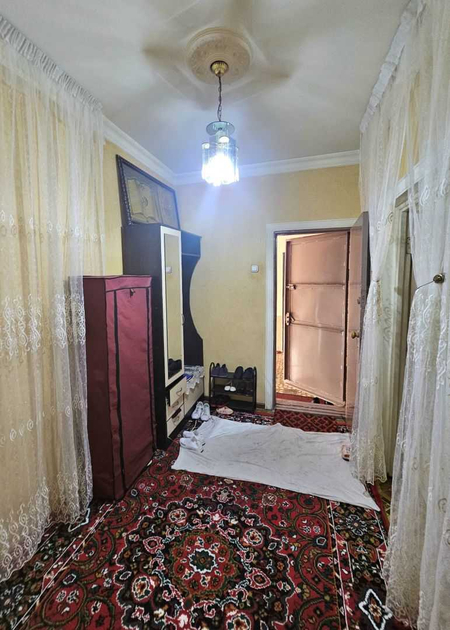 Toshkentda kvartira zudlik bilan sotilmoqda 4/5/5 Shayxantoxur (J2705)