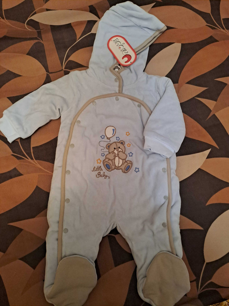 Детские новые комбинезоны до    годика. Очень мягкие