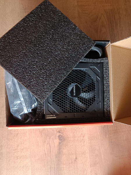 Блок питания для компьютера Gigabyte UD850GM PG5 PCIe 5.0 ATX 3.0 AU