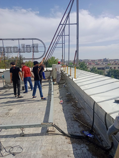 Reklama hizmati bortma hariflar orakal va banerlar