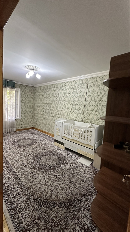 Yunusobod 3 xonali g’ishli 1 etaj uy sotiladi