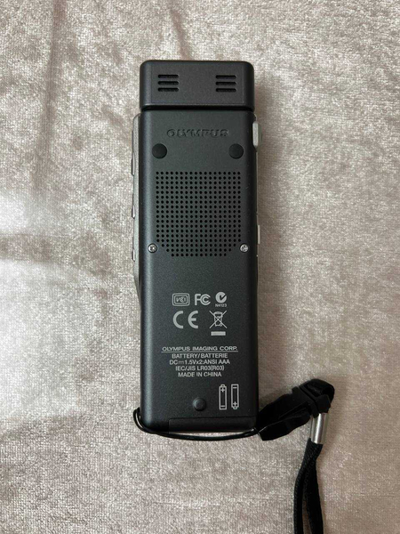 Диктофон Olympus оригинал DS-30 б/у
