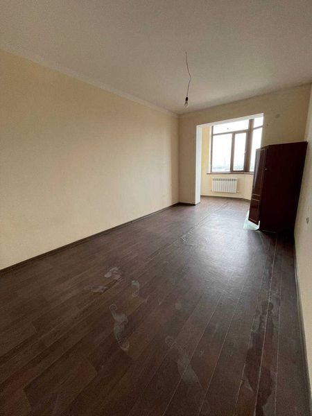 1х комнатная квартира на 7 этаже 50кв/м, в Самарканде