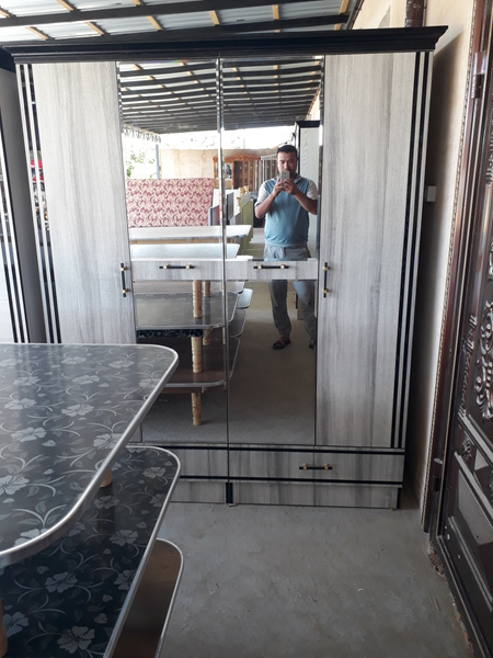Shkaflar 1.20m 3 eshikli   1.60 m 4 eshikli kelishilgan narxlarda