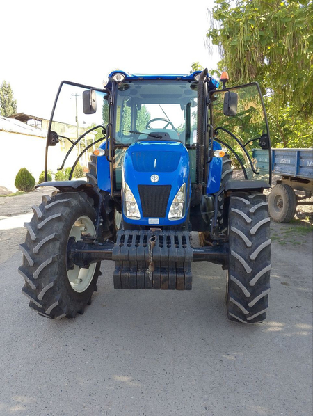 New holland TD5 110 (POL AFTAMAT) Sotiladi