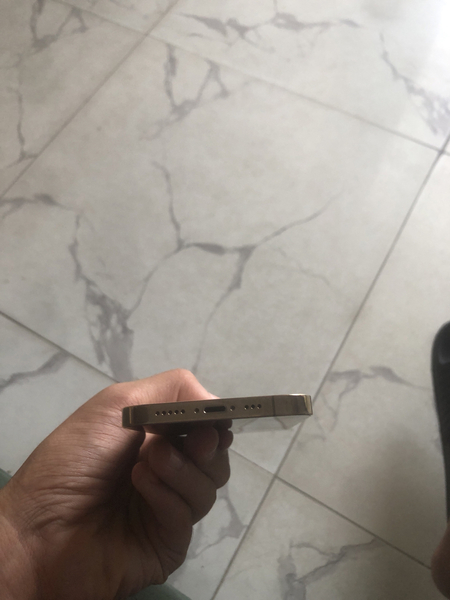 iPhone 12 pro kreditga ham beriladi 3 oy garantiya
